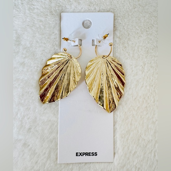 Express | Jewelry | Express Shimmering Gold Leaf Earrings Nwt | Poshmark